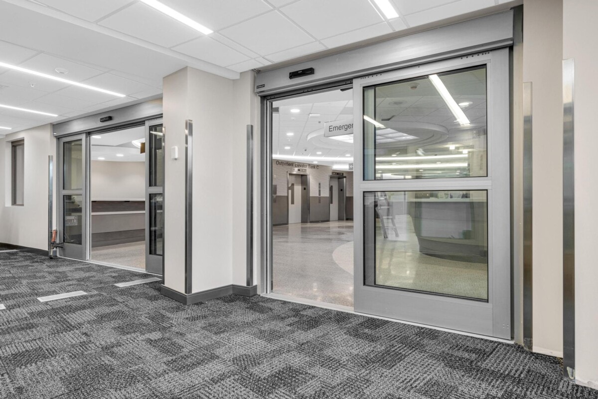Renovate Outpatient Entry - Versacon Inc.